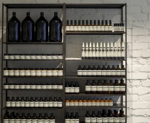 Great Product Display Ideas from Aesop – THE INDEPENDENT CHAIR